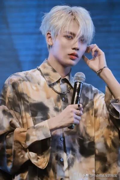 Gossip: Huang Jingyu is behind the scenes?Lin Yanjun is back?Guan ...