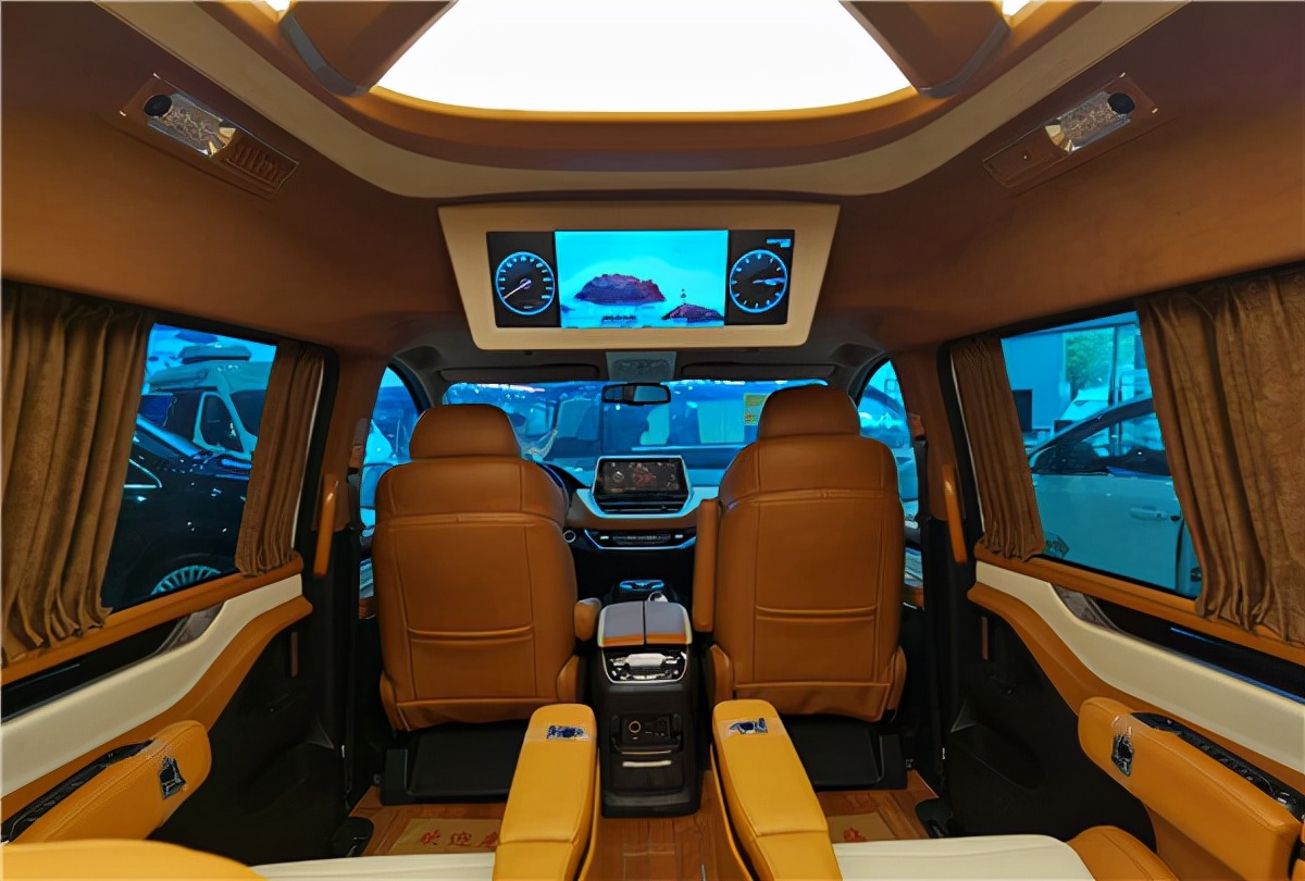 SAIC Maxus G20 Golden Knight, Alpha Seat, Luxury Top Custom ...