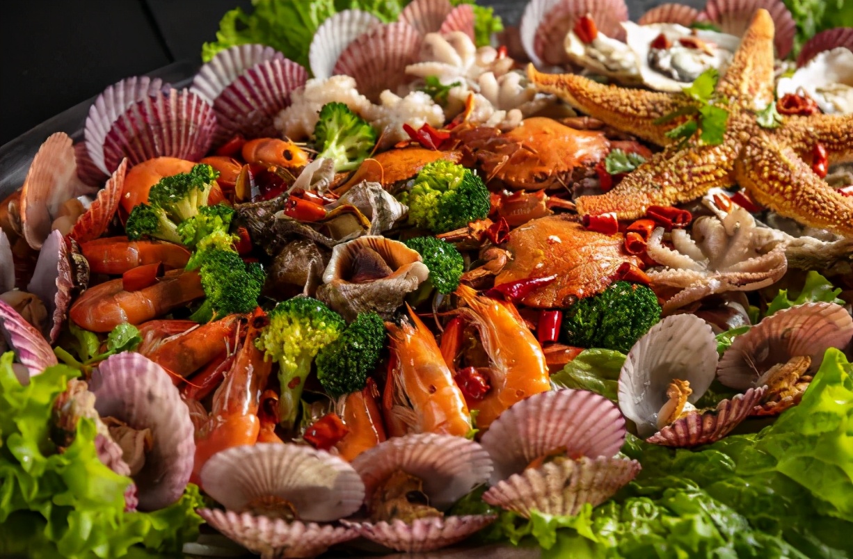 What is the best seafood to eat in summer?Groups of "fresh" gather ...