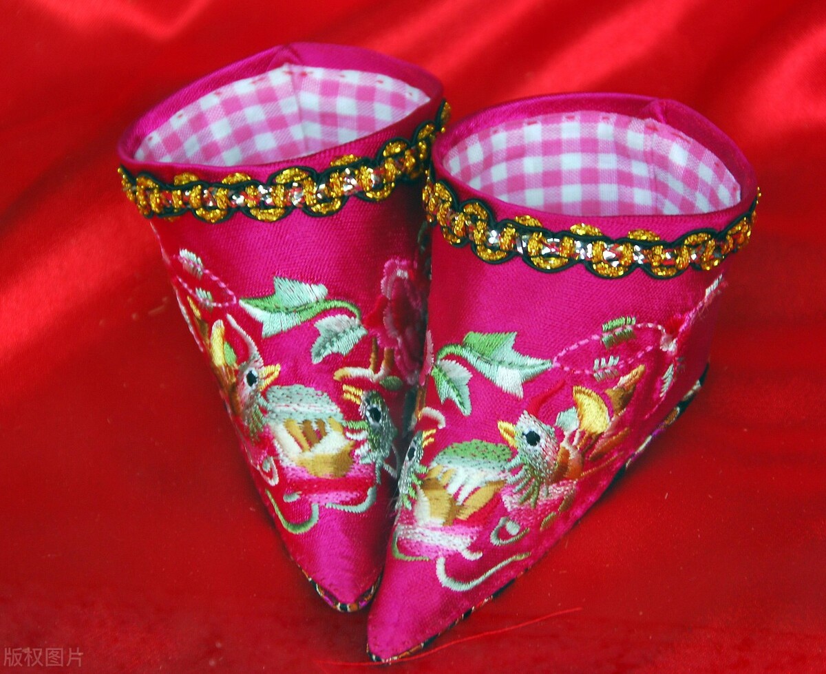 Li Ping'er in "Jin Ping Mei": Why does the "rich woman" love Ximen Qing ...