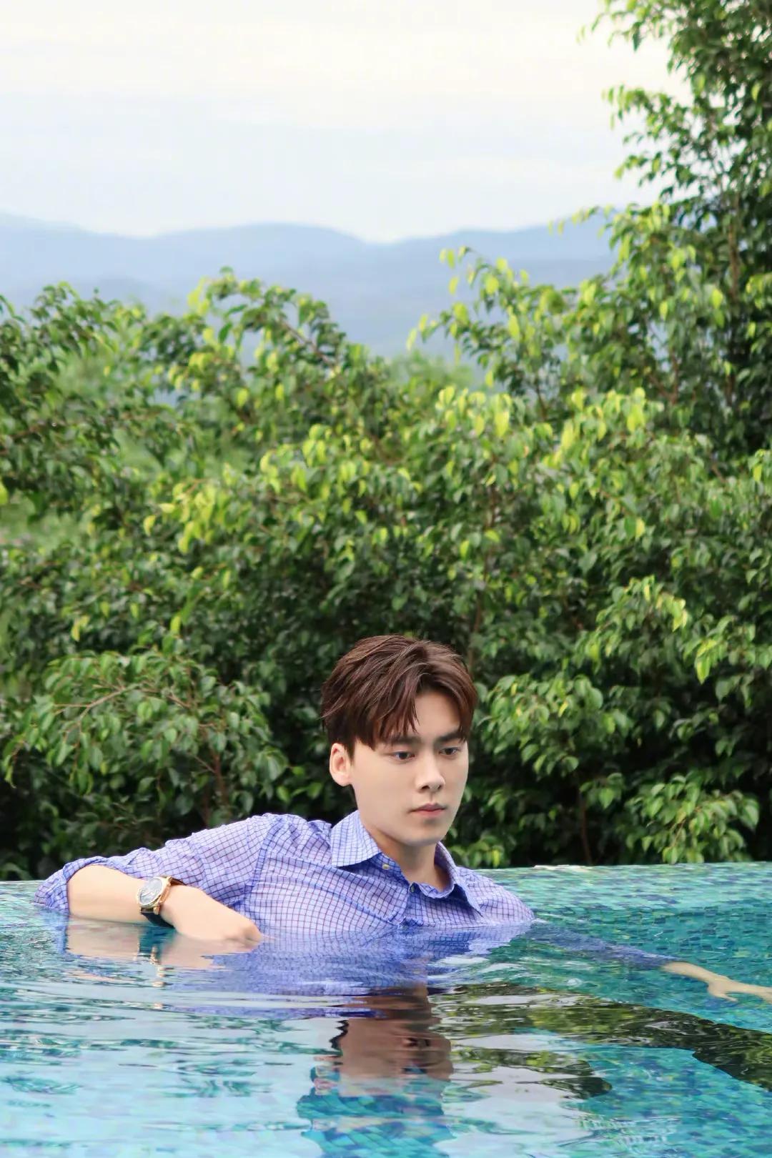 Li Yifeng ELLEMEN double cover - iMedia