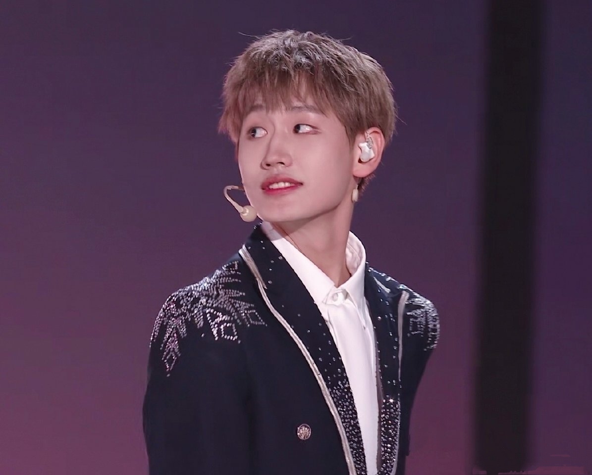 AK Liu Zhang, who was once a DISS idol artist, finally made his debut ...