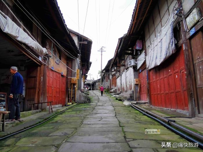 Looking for the ancient Neijiang River-Longshi Town on the Jinglong ...