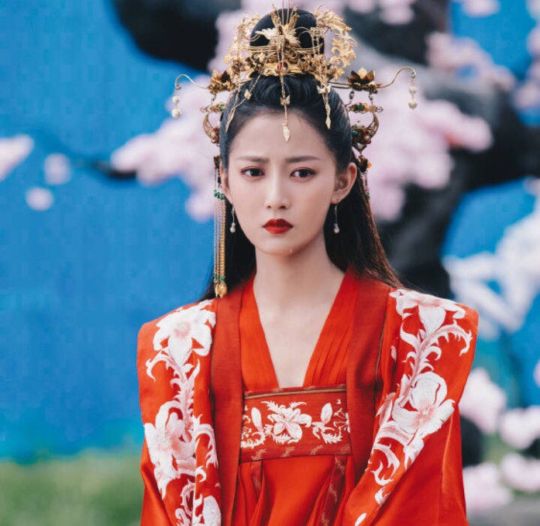 Eagle Shooting: The Three Irregularities of Ying Gu and Zhou Botong ...