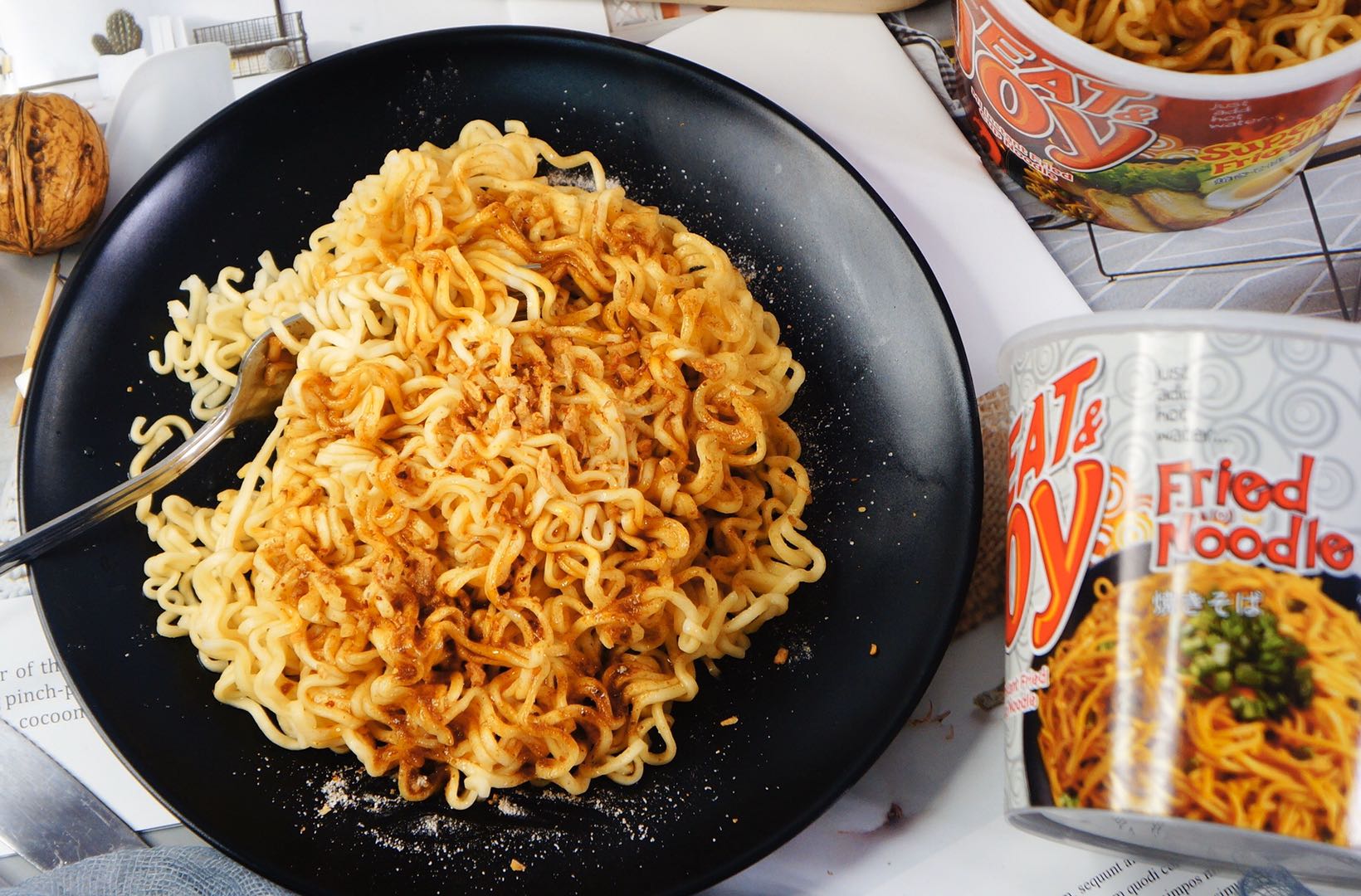 The delicious Yumee cup noodles from Indonesia, which are popular in ...