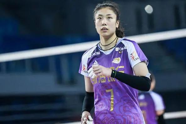 Tianjin Women's Volleyball Team, former captain Yang Yi fears that he ...