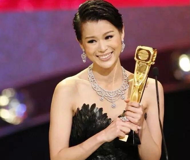 Former TVB champion Hong Kong sister Zhu Chenli lost to the popular ...