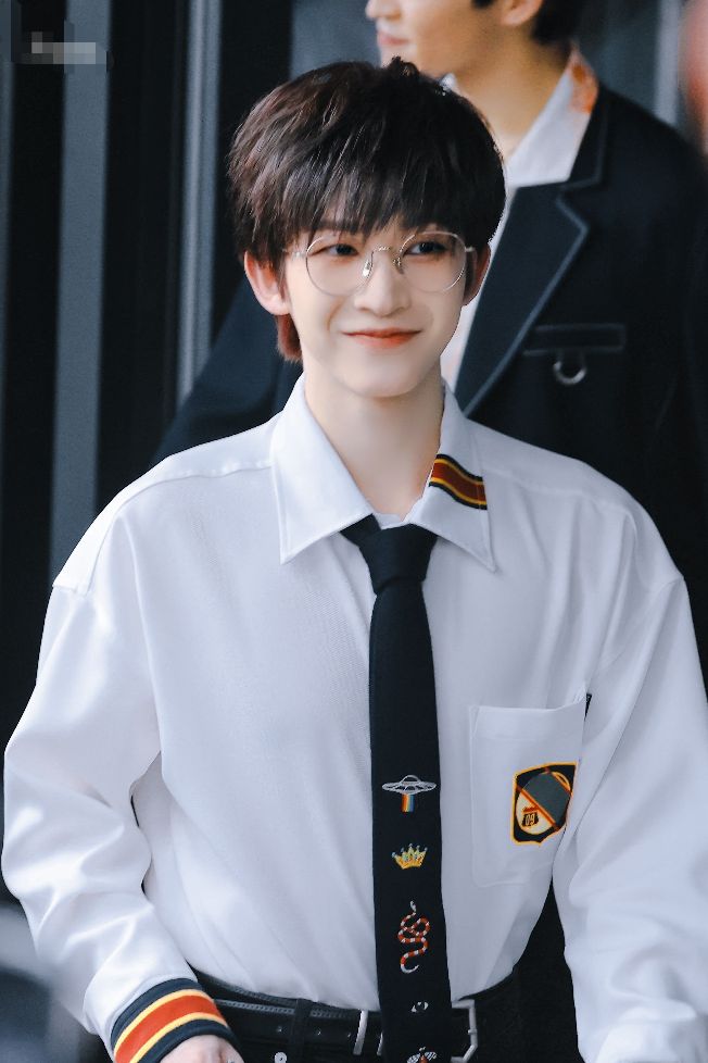 Reba, Yang Yang, Xiao Zhan, Zhao Liying, Wang Bo, Zhang Zhehan, Wang ...