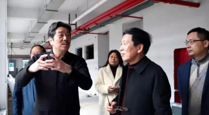 Zhou Lingfei: He looks exactly like his grandfather Lu Xun, he became a son-in-law for love, and ...