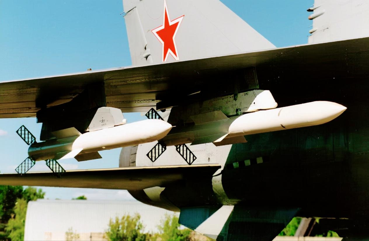 The world's 5 fastest air-to-air missiles, Russia occupies three seats ...