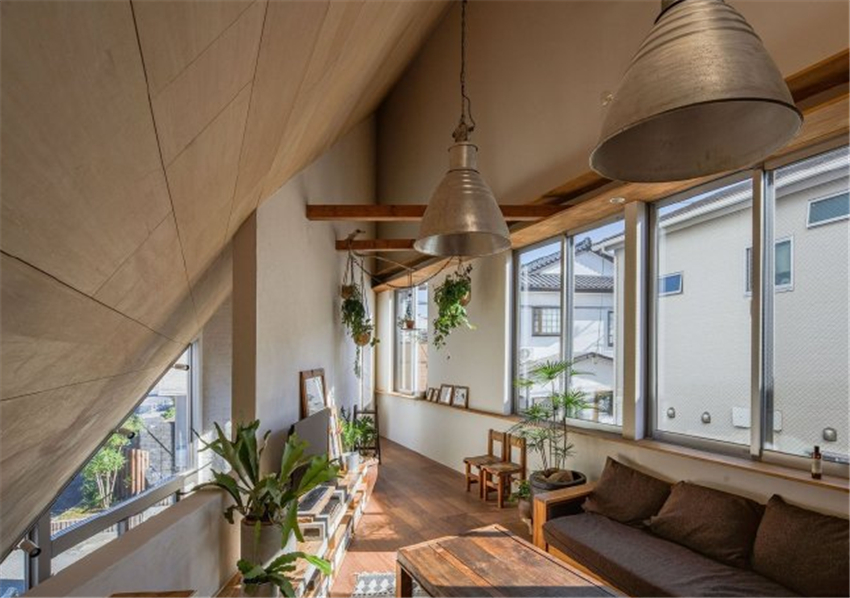 Japan is so strange about the "outrageous" triangular houses, even the ...