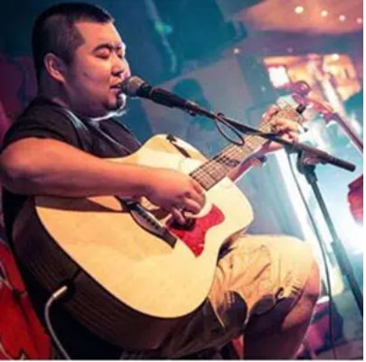 "Folk Song No. 1 Brother" Song Dongye's "Degenerate History", his story ...