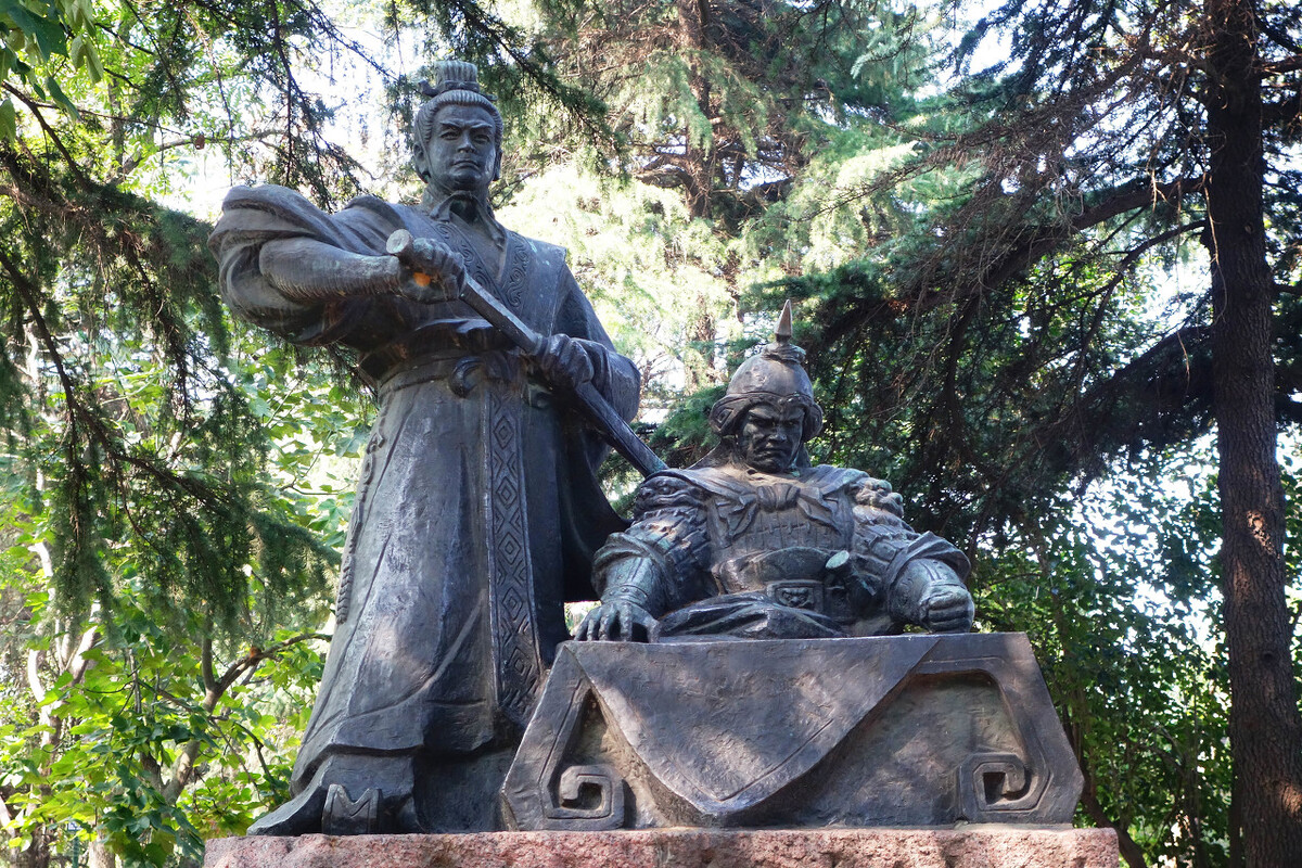 Sun Ce and Zhou Yu both died young. How did the beautiful and flowery ...