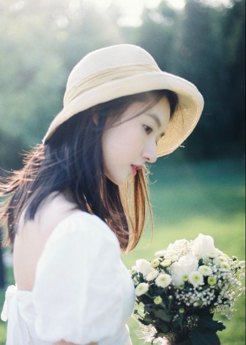 Vitality Girl Wang Yuwen - iMedia