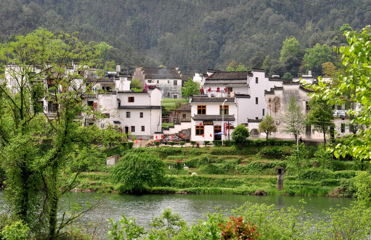 Wangkou Village-the place of "Hui Xiu Zhong Ling" on the side of ...