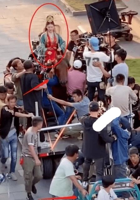 This is how the beheading scene was filmed!The image of the execution ...