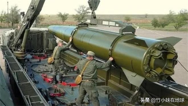 How scary is the "Dead Hand System"?Once humans are activated, they ...