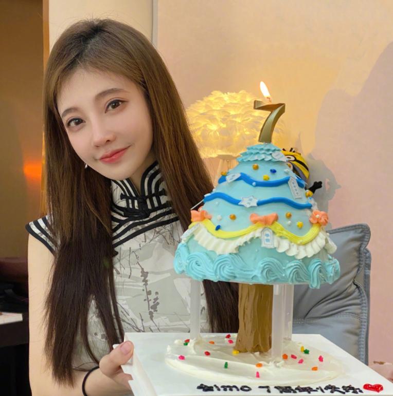 Feng Timo posted a message on Weibo to thank his fans to commemorate ...