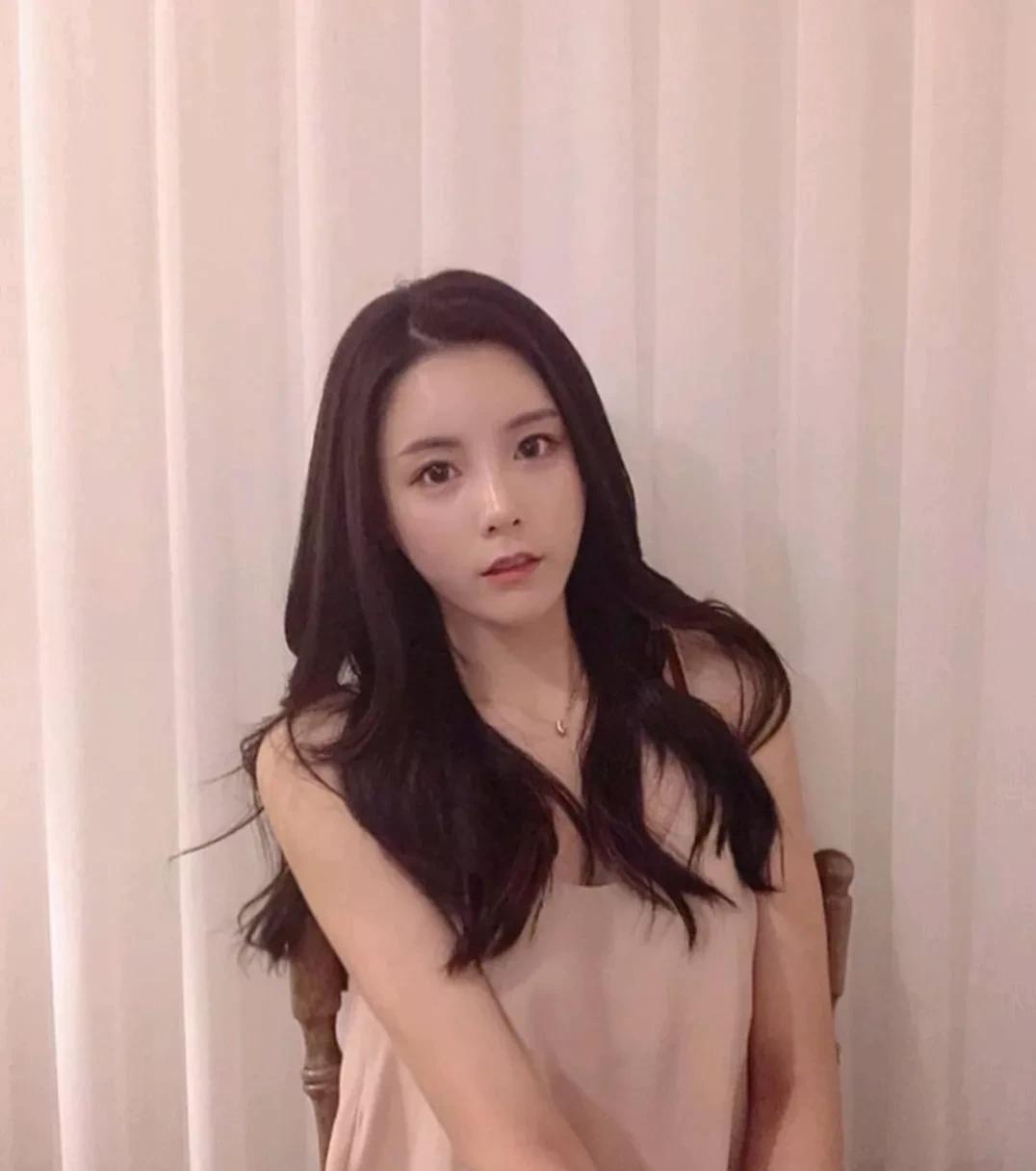 Lee Da-young, the "dancing wizard" of Korean volleyball, has a sweet ...