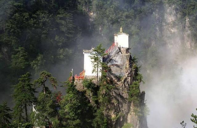 Shaanxi Jinding Guanyin Temple: Standing on the cliff - iMedia