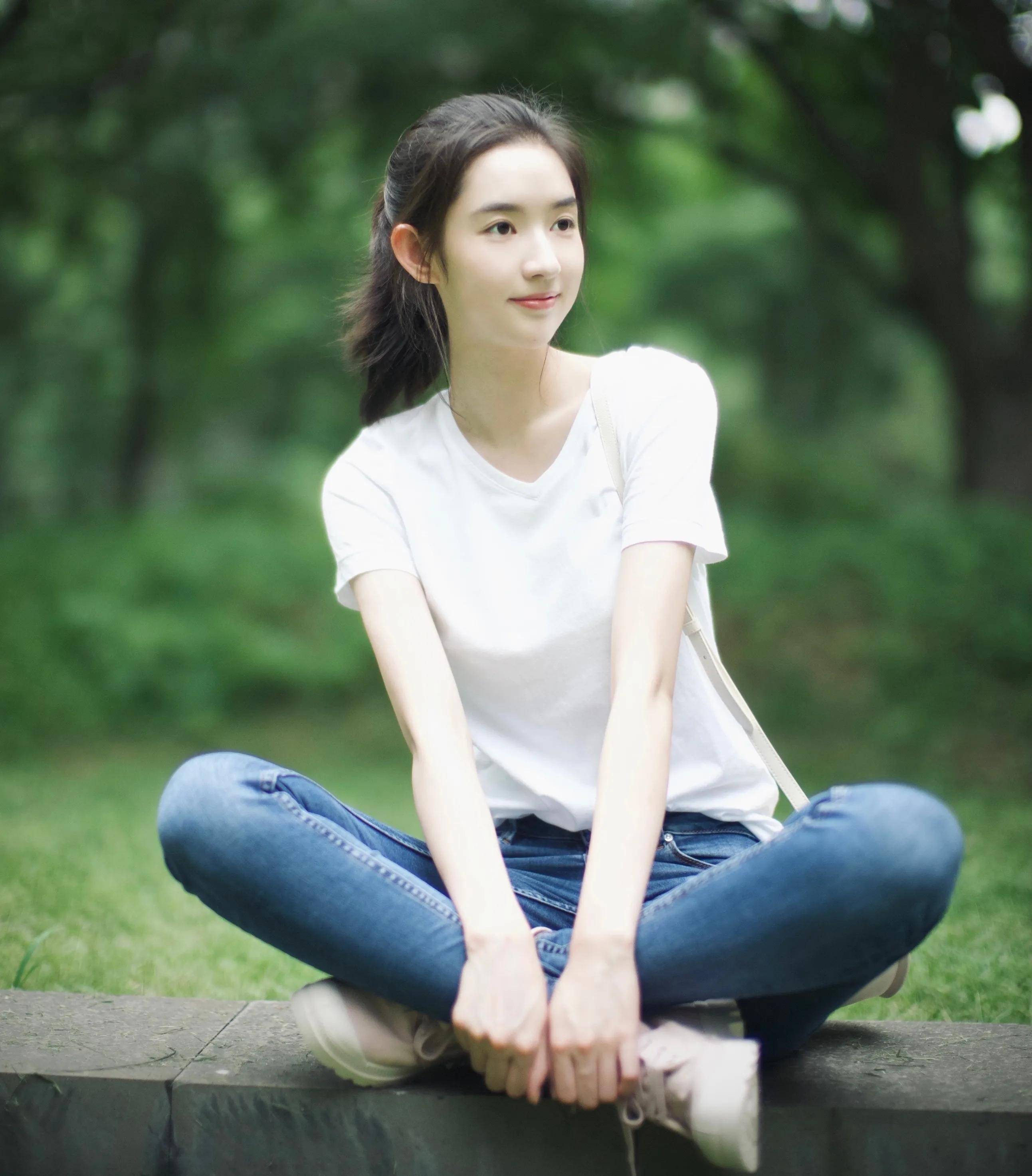 The slender ballerina Wang Yuwen - iMedia