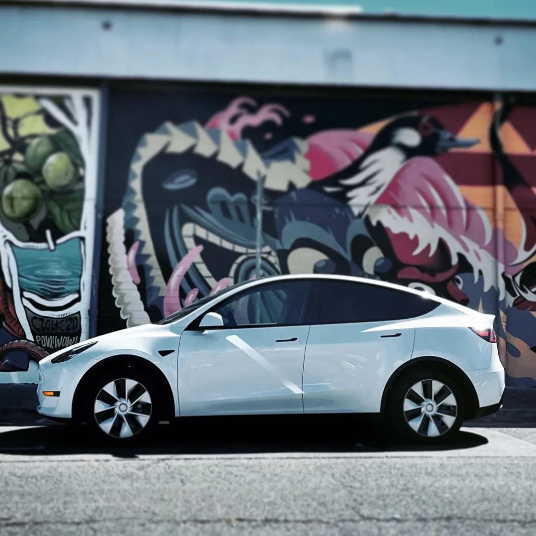 Insufficient parts: Tesla Model Y performance version delivered less ...