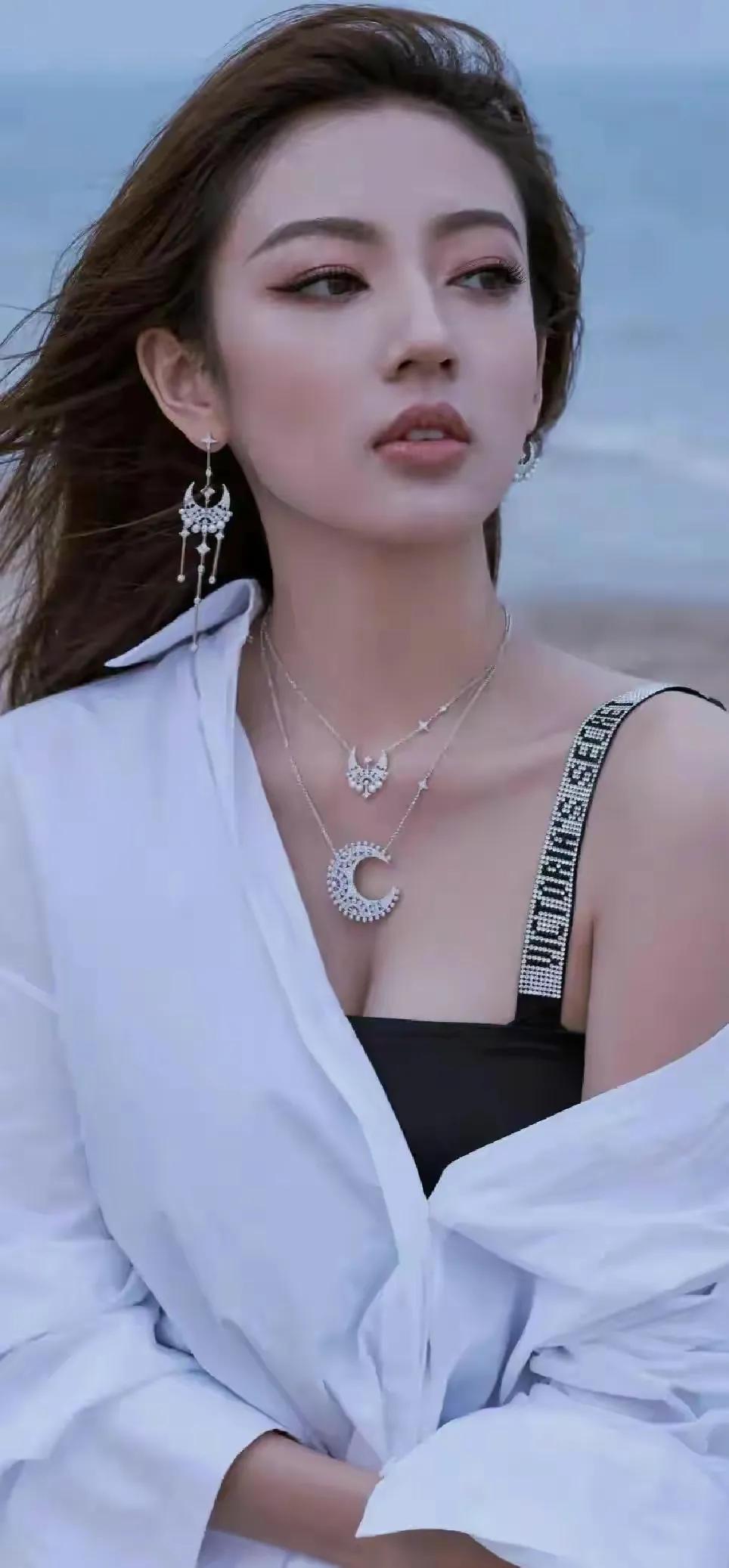 He Ruixian is so beautiful - iMedia