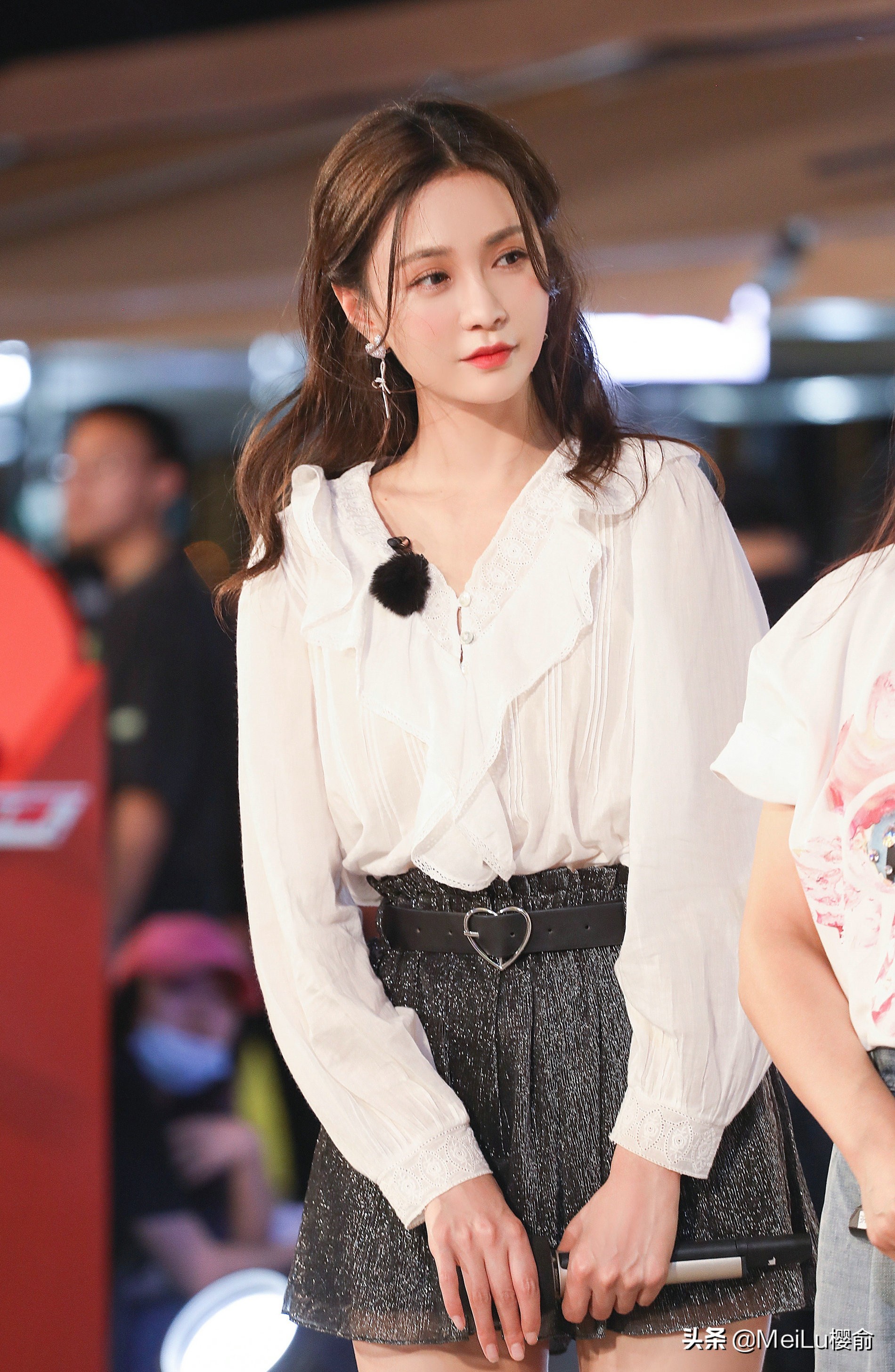 Shen Mengchen is as delicate as a girl, but sweet and sweet, and her ...