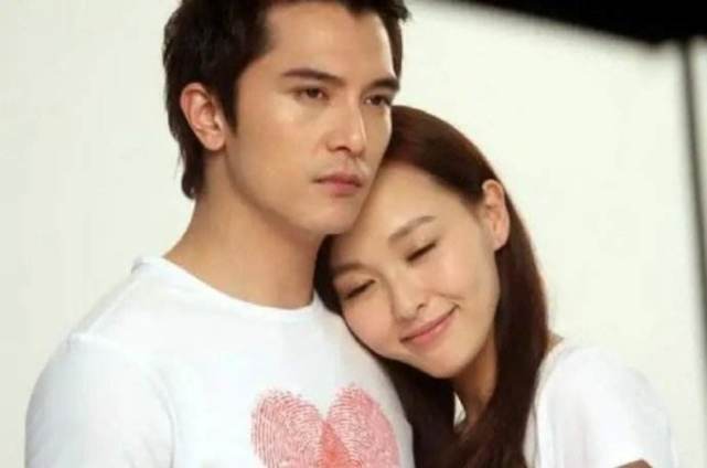 Qiu Ze and Xu Weining got married, and counted his previous girlfriends ...