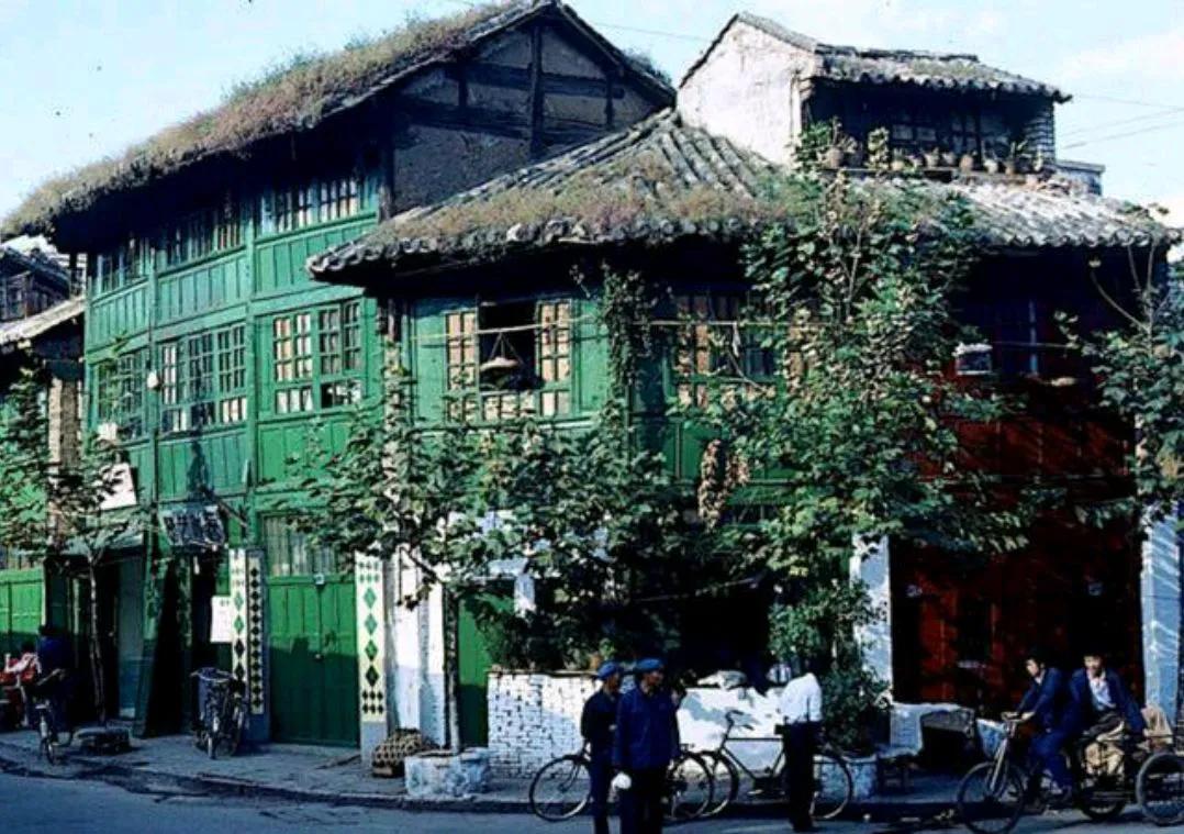 Old photos of Kunming, Yunnan, Beijing Road and Nanping Street in 1988 ...