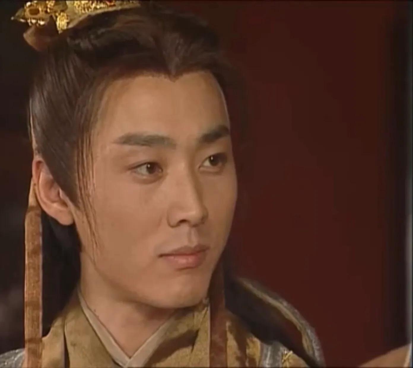 Do you still remember the ancient costume male gods who were once ...