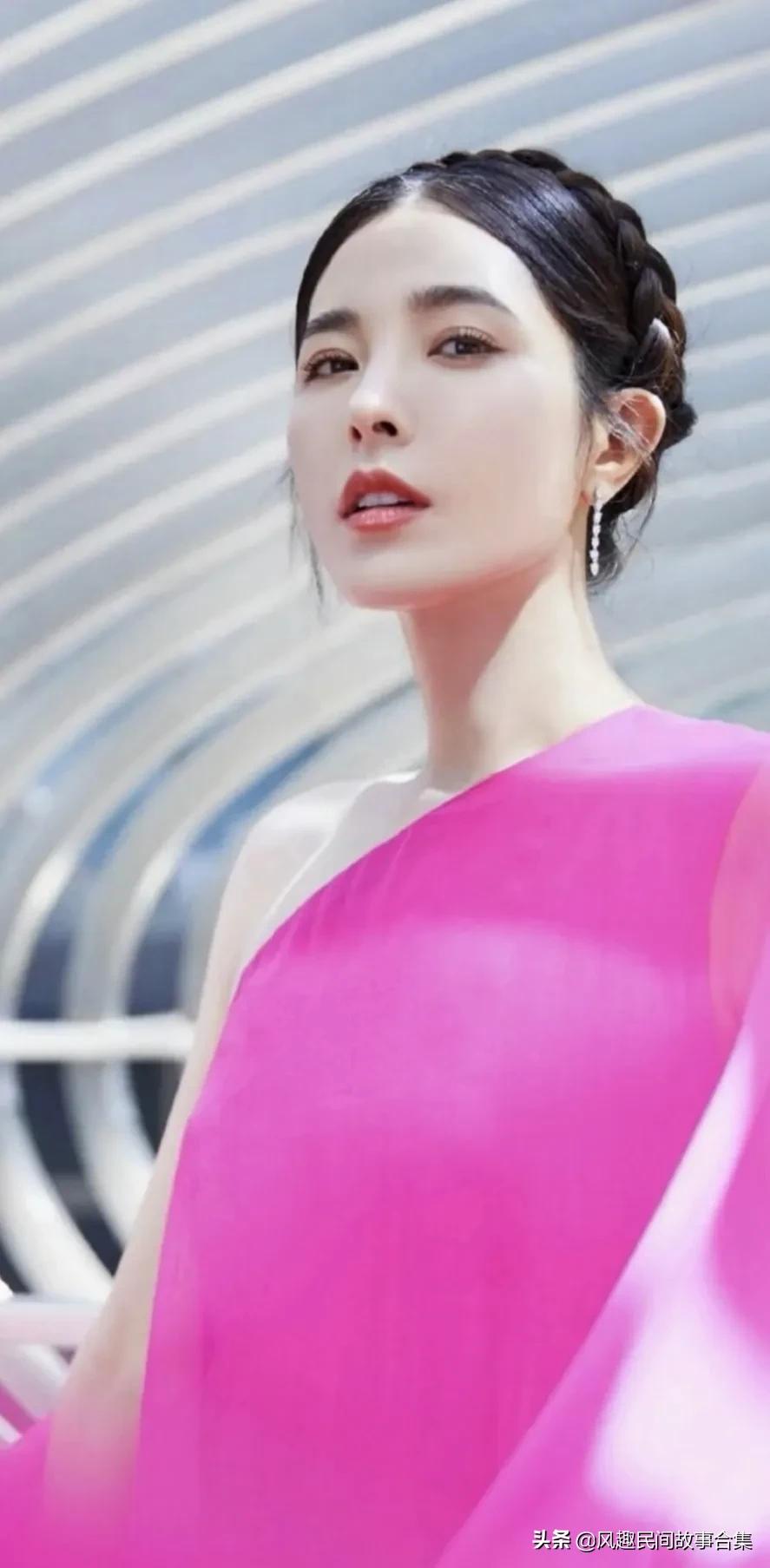 Zeng Li has an elegant temperament and never tires of seeing it - iMedia