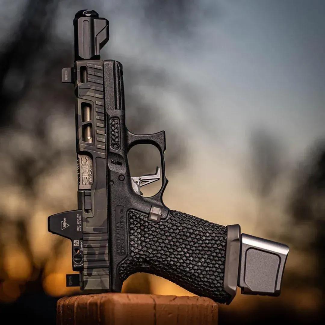 #Small weapons - iMedia