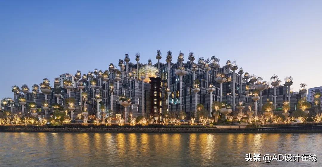 The dreamer behind the architect's dream, from the first phase of ...