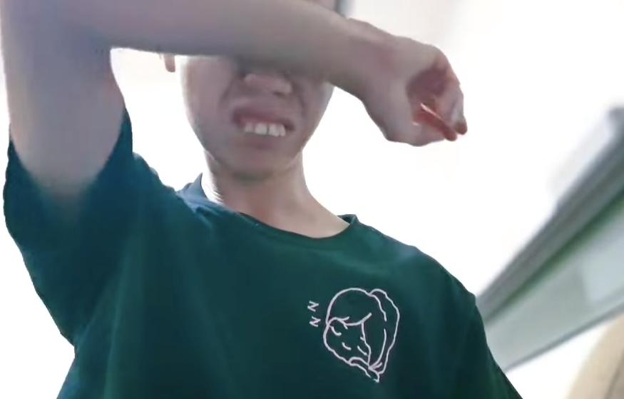 Taiwan anchor "Deng Jiahua" quit his job and ran takeaway, shouting domineeringly: buy a Toyota ...