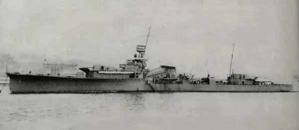 Yubari-class light cruiser - iMedia