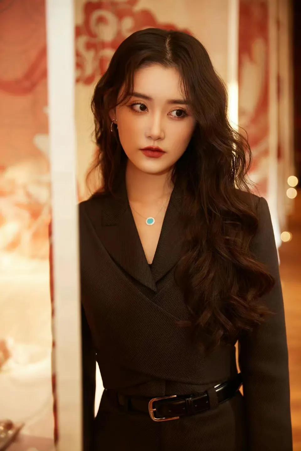 2.23 Meitu: Fan Bingbing, Di Lieba, Jing Tian, Yang Mi, Li Yifeng ...