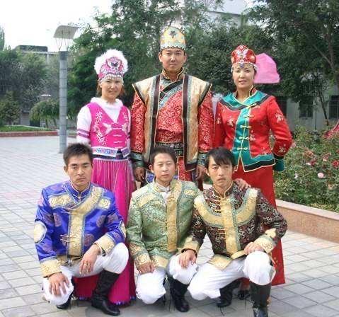 Xibe nationality, one of the traditional ethnic minorities in Xinjiang ...
