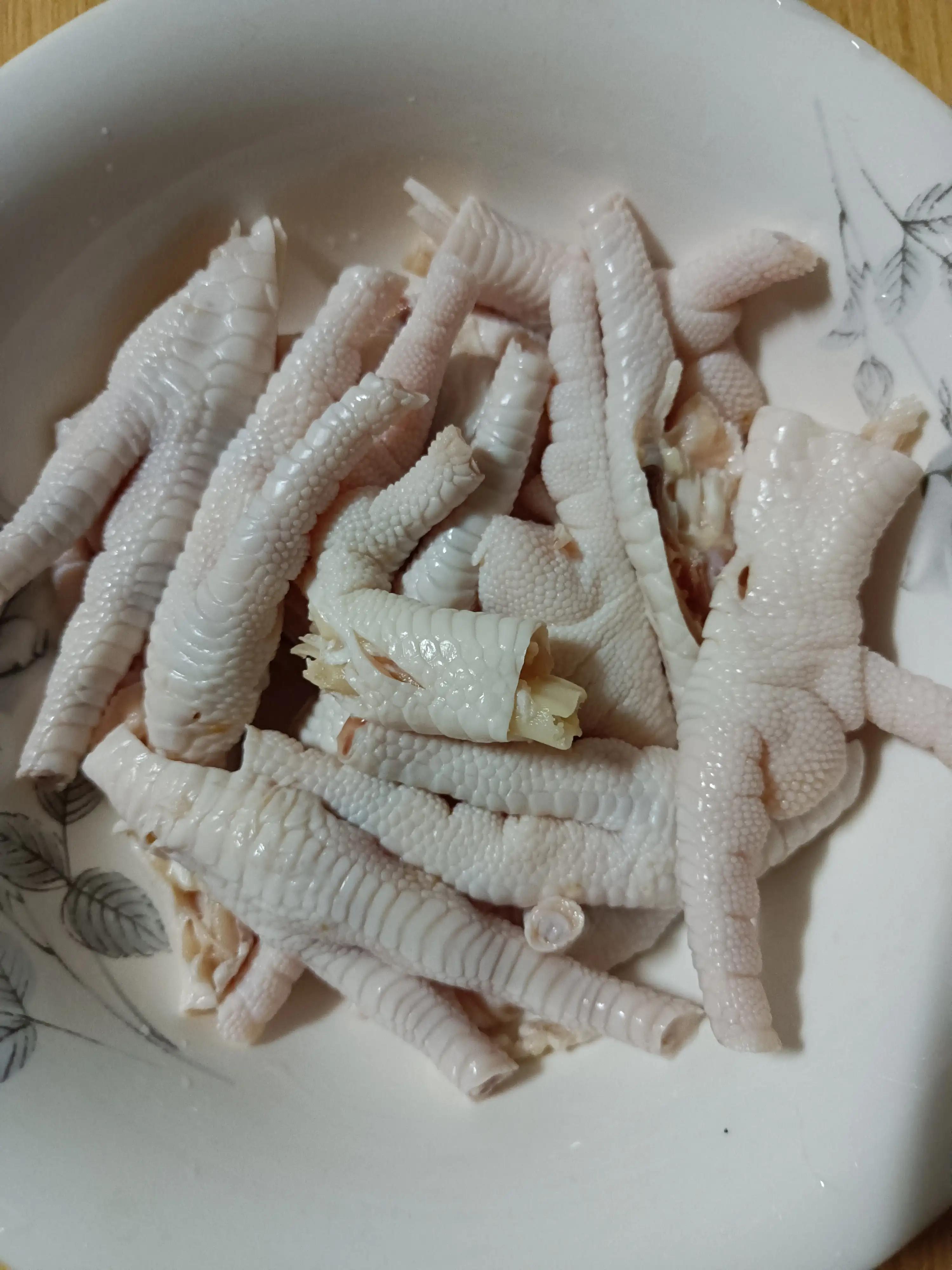 Sichuan Pickled Pepper Chicken Feet - iMedia