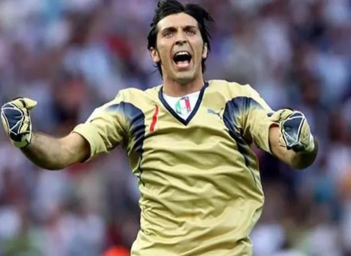 Those Italian goalkeepers who have been teammates in Buffon's national ...