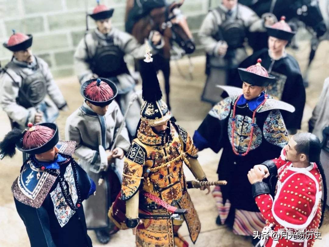 How did the upper three banners and the five banners in the Eight ...