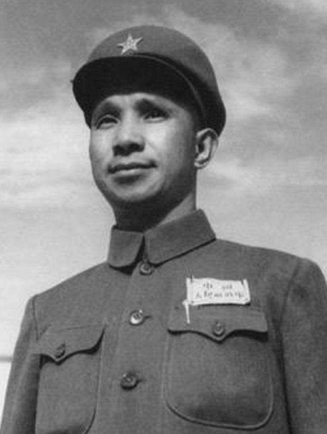 Hu Lian died suddenly at night in 1977. Before his death, he drew a map ...