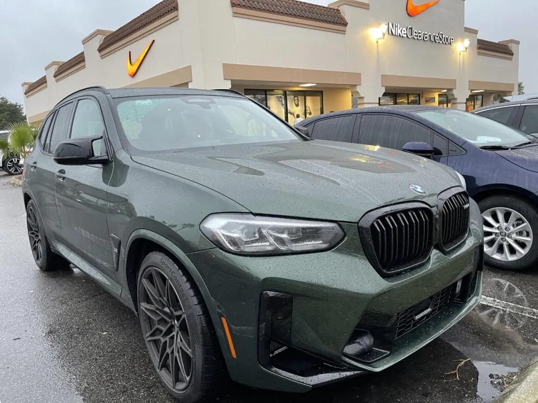 After 10 weeks, I finally waited for the Malachite Green BMW X3M ...