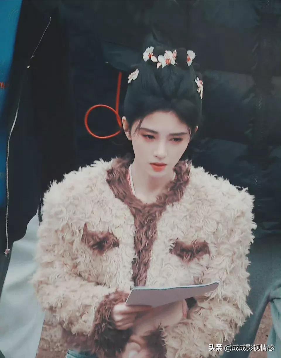 Ju Jingyi and Chen Zheyuan's "Xianjian 4" started, and there are many ...