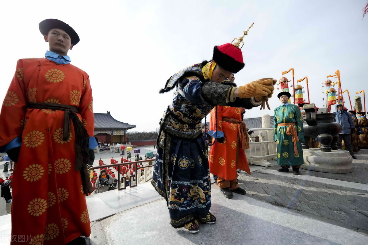 Hong Xiuquan, leader of the Taiping Heavenly Kingdom Movement, 14 years ...