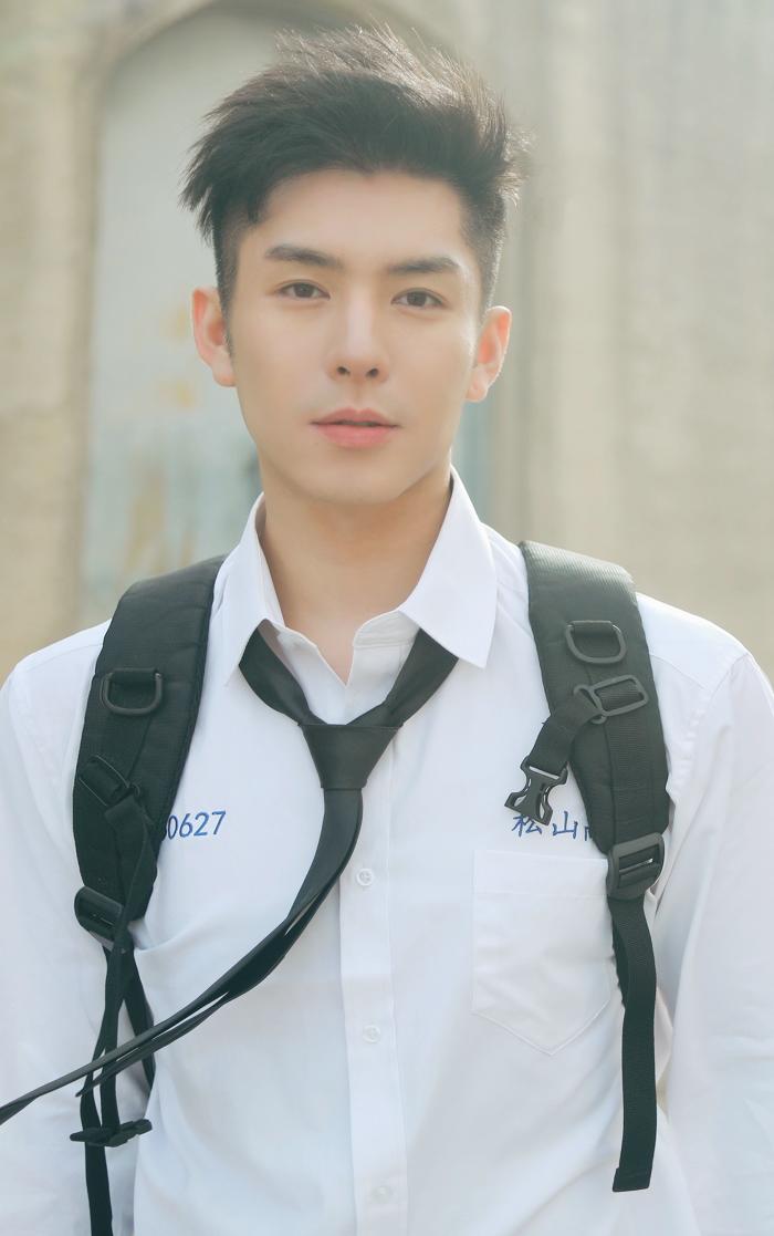 More and more strange?29-year-old Liao Jinfeng looks more and more ...