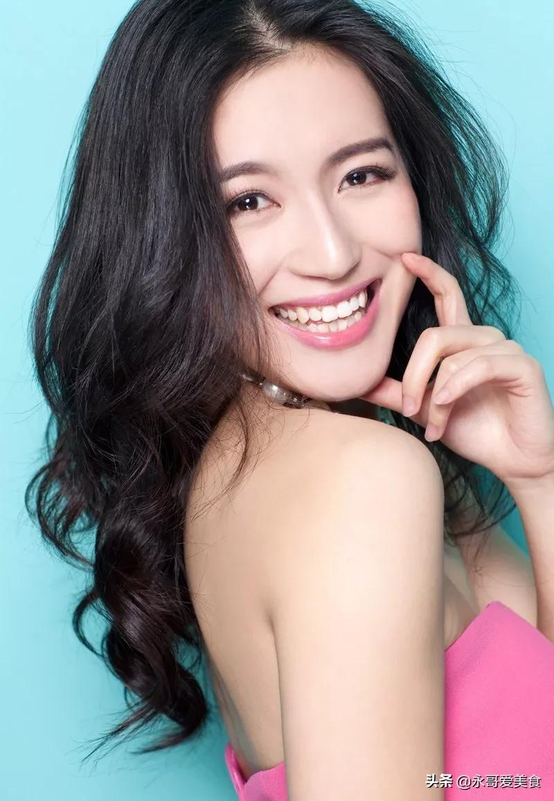 Su Qing, a beautiful actress from the mainland, beautiful and charming ...