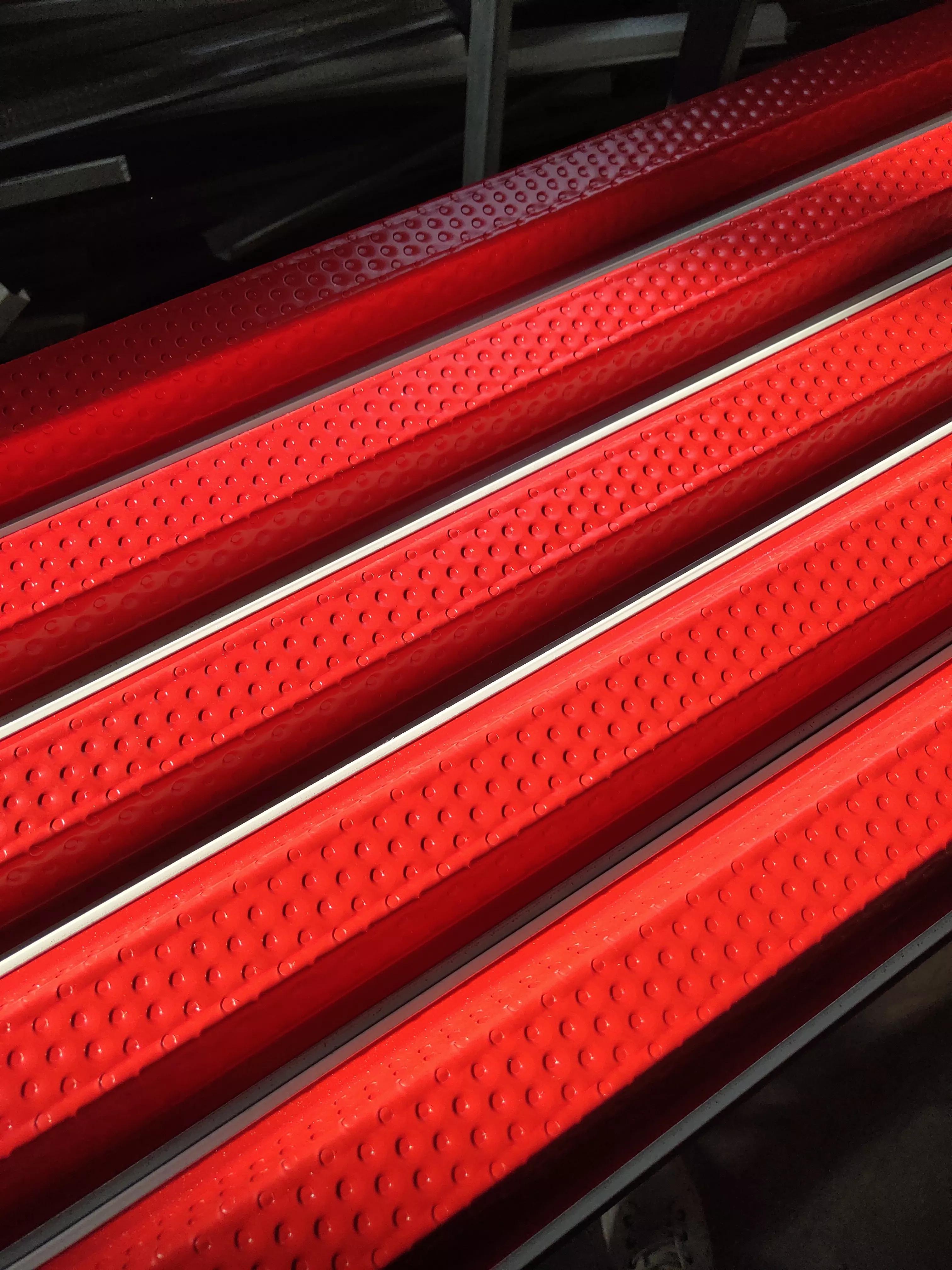 Is the metal hanging rail good at right angles or oblique angles? - iMedia