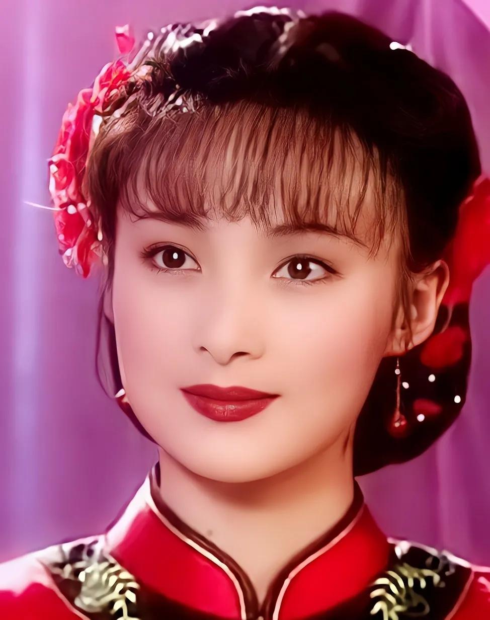 Beautiful wallpaper ‖ How beautiful was Jiang Qinqin when he was young ...