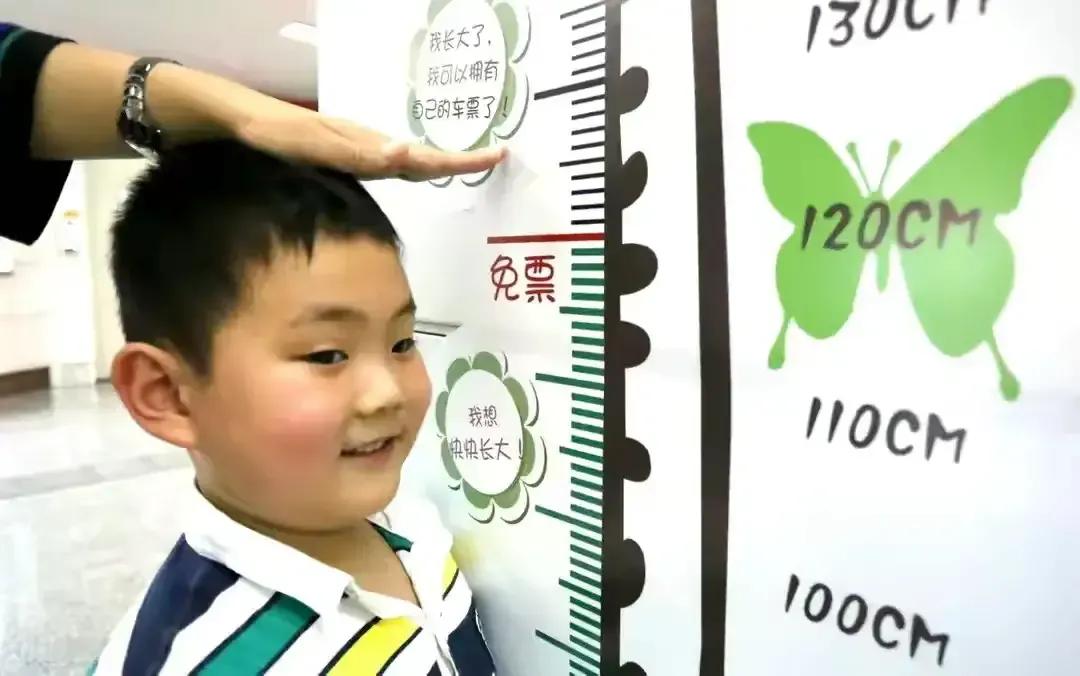 A 5-year-old baby grows 9 centimeters in height a year, and the baby ...